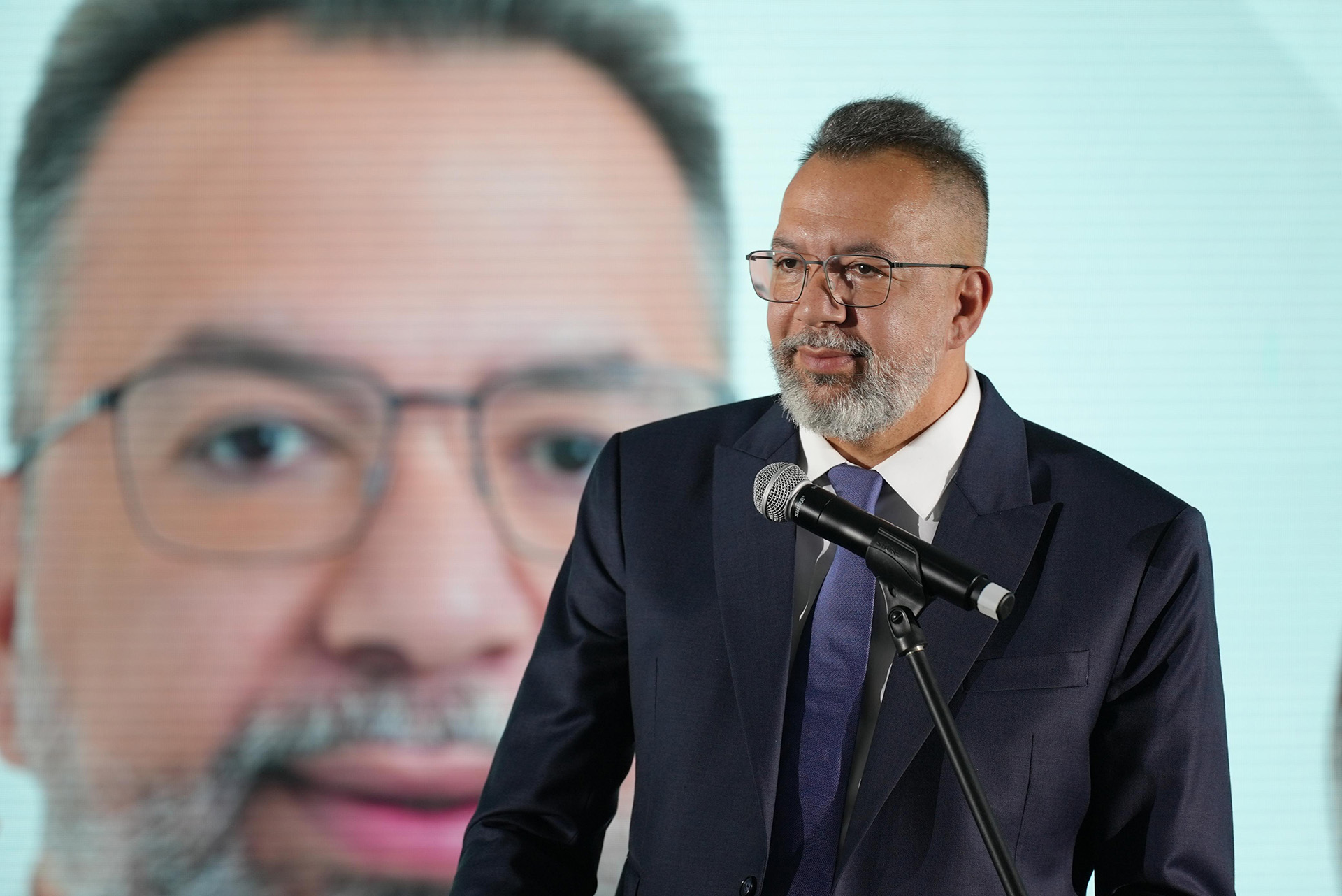 Márcio Canella toma posse como Prefeito de Belford Roxo e promete ações ...